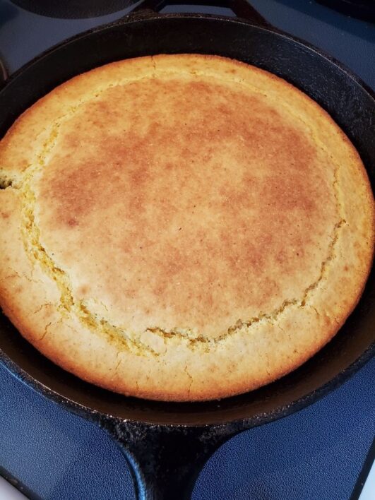 Homemade Southern Skillet Cornbread Recipe – wolfyteam